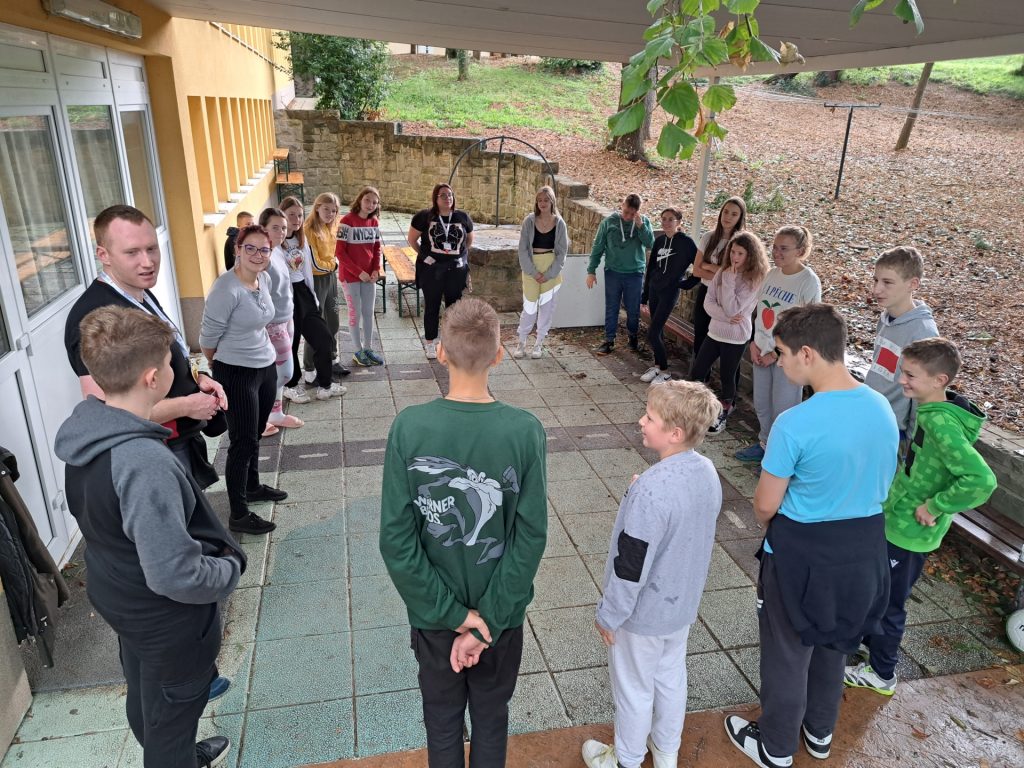 22 otrok na jesensko letovanje na Debeli Rtič - Suhokranjske novice